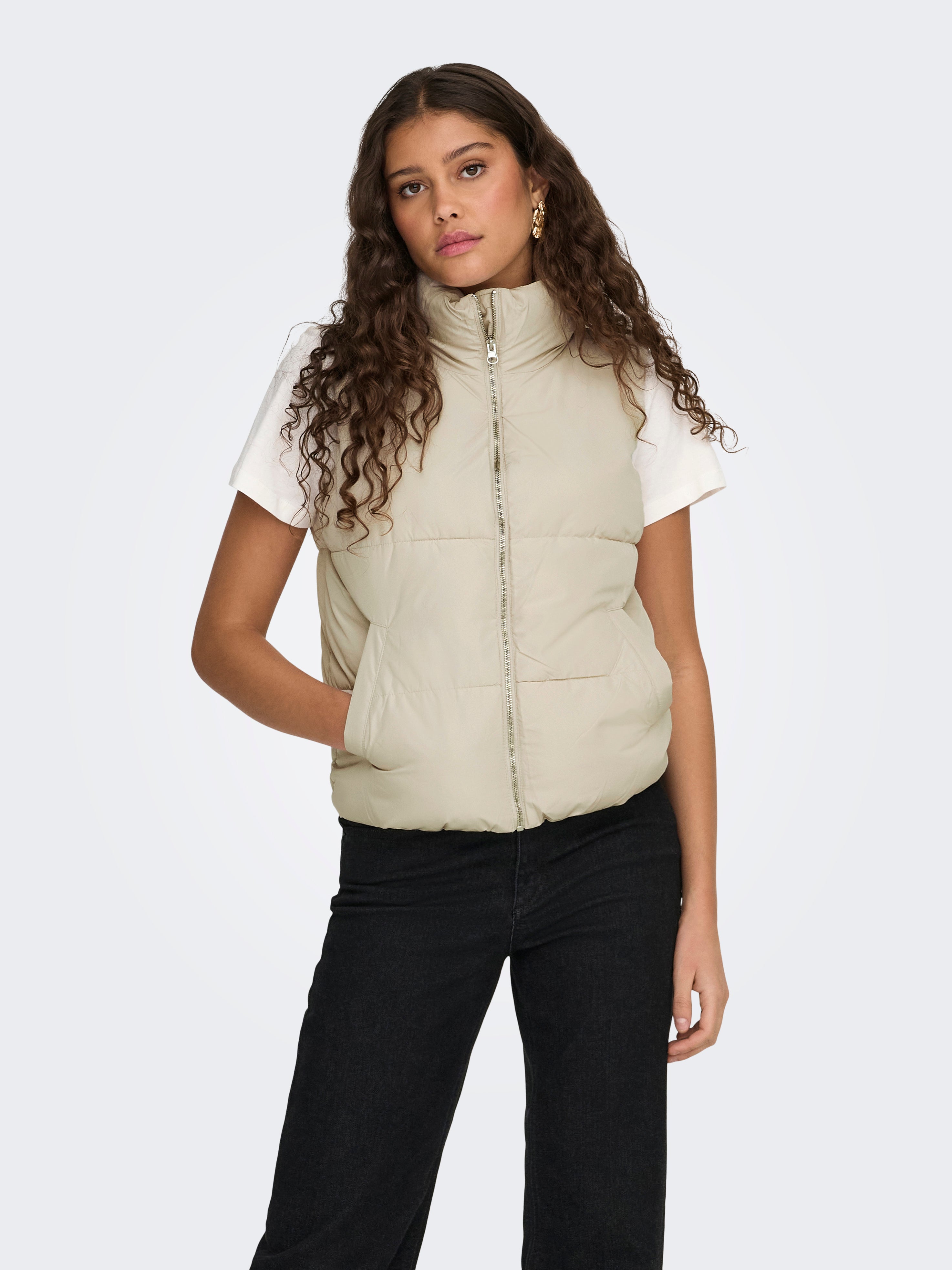 Erica Cream Puffer Gilet – RUBY ROOM