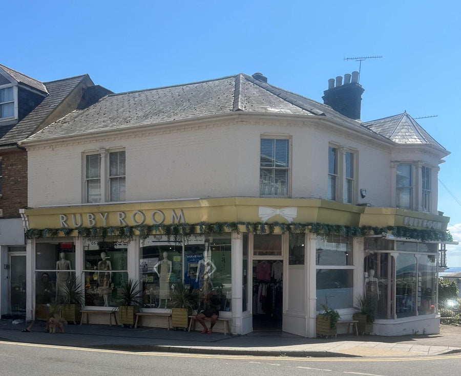 Contact Us – RUBY ROOM
